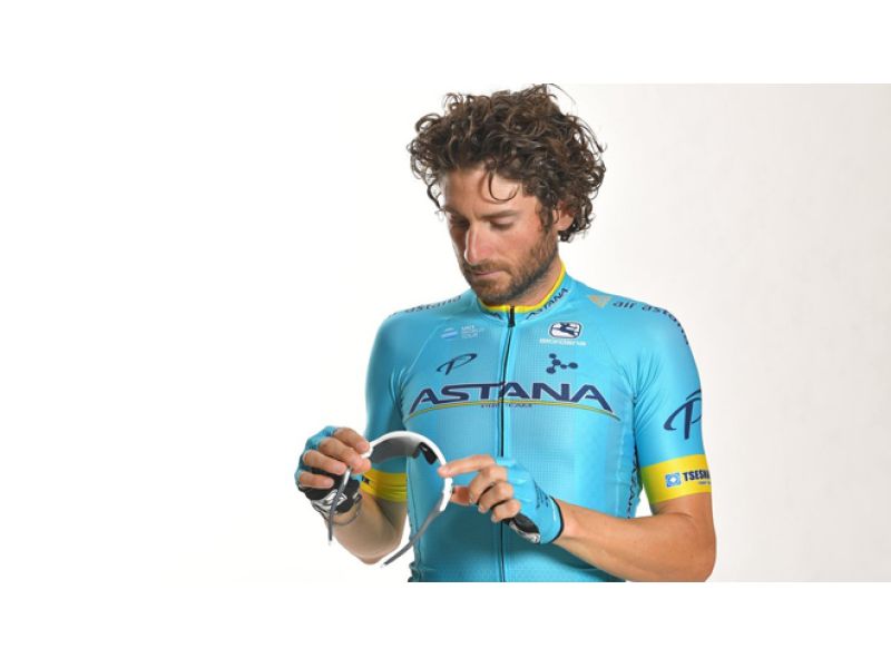 ASTANA, ECCO IL NUOVO LOOK DI MANUELE BOARO
