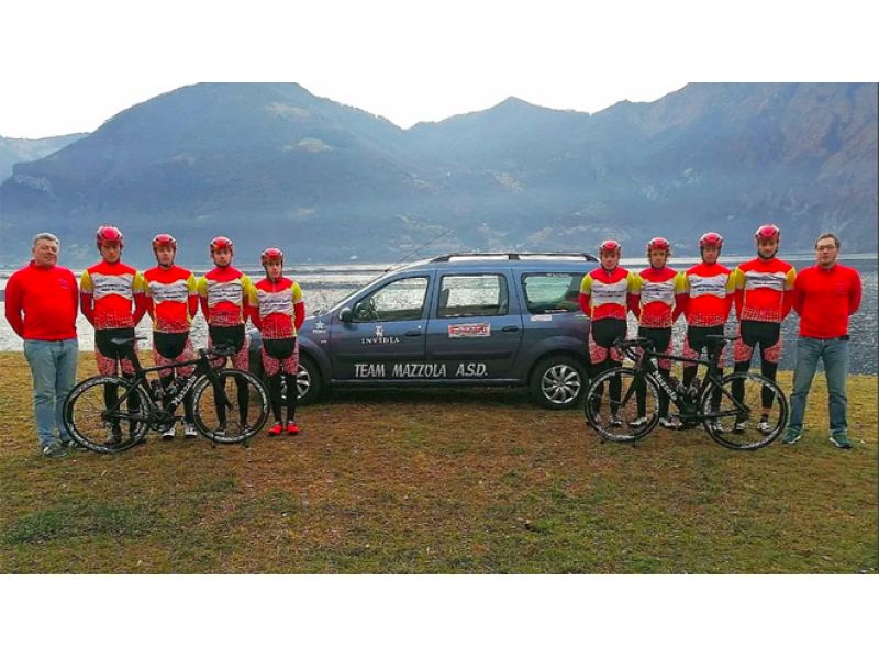 IL P.G.C. TEAM MAZZOLA CONTINUA NEL SUO IMPEGNO DI FAR CRESCERE I GIOVANI