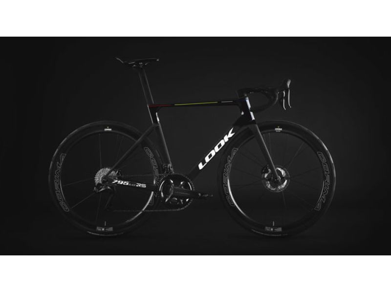 LOOK. 795 BLADE E 796 MONOBLADE RS, DALLE MANI DEI PROF ALLE VOSTRE