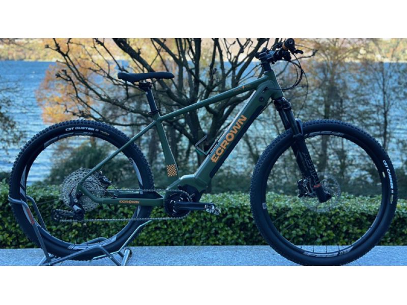 ECROWN, BUONA LA PRIMA...