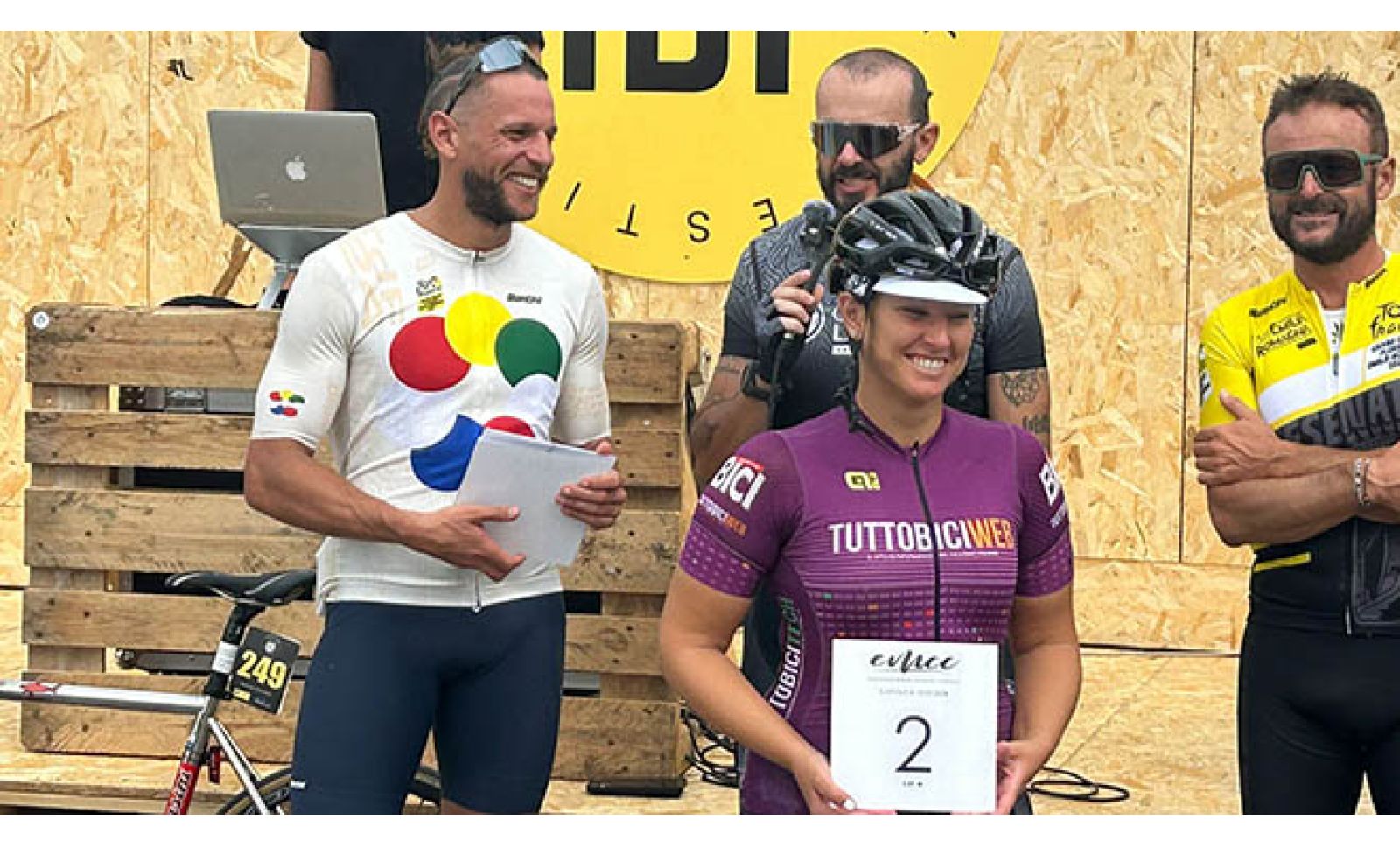 LA GIALLA CYCLING. TUTTOBICIWEB ARGENTO EUROPEO GRAZIE A GIULIA DE MAIO ...