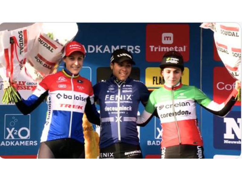 FLANDRIENCROSS. CASASOLA SEMPRE PIU' SU, SALE SUL PODIO CON ALVARADO E BRAND