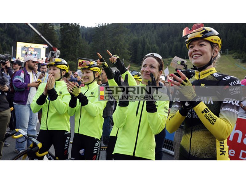 FEMALE ATHLETES AND MENSTRUAL CYCLE MANAGEMENT IN ENDURANCE SPORTS