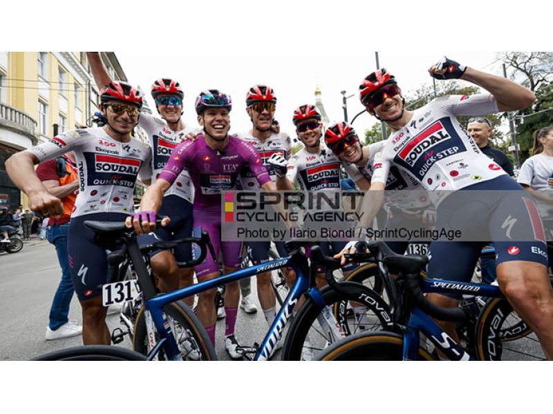 SOUDAL QUICK STEP. JURGEN FORE' E LA NUOVA (VECCHIA) FILOSOFIA DEL WOLFPACK