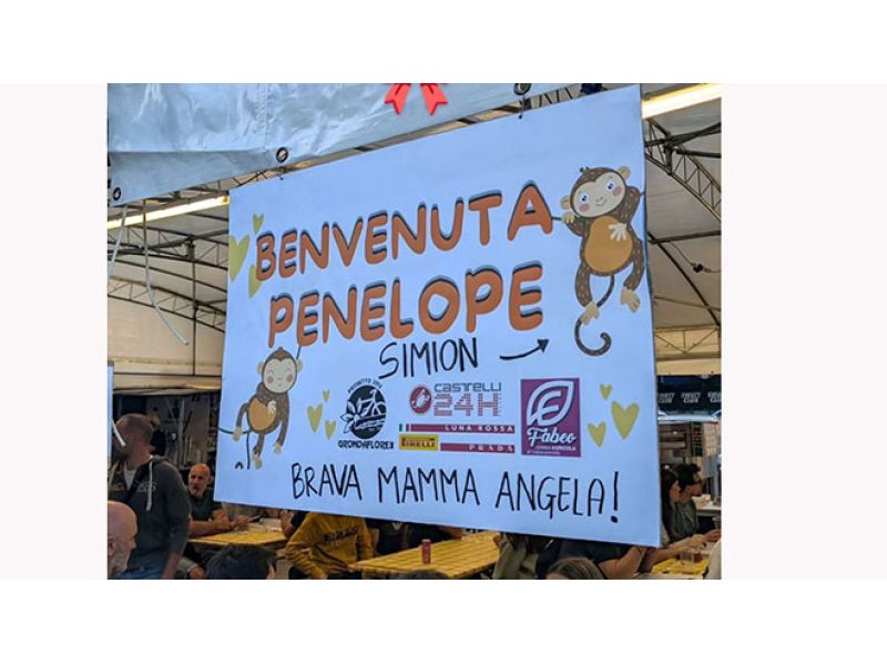 FIOCCO ROSA IN CASA SIMION: E' NATA PENELOPE