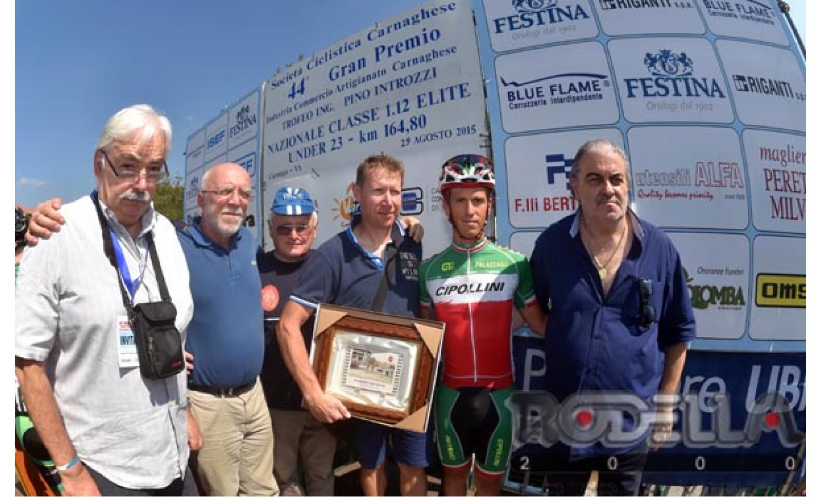 GP CARNAGHESE. Vittoria di Leo Basso a Carnago