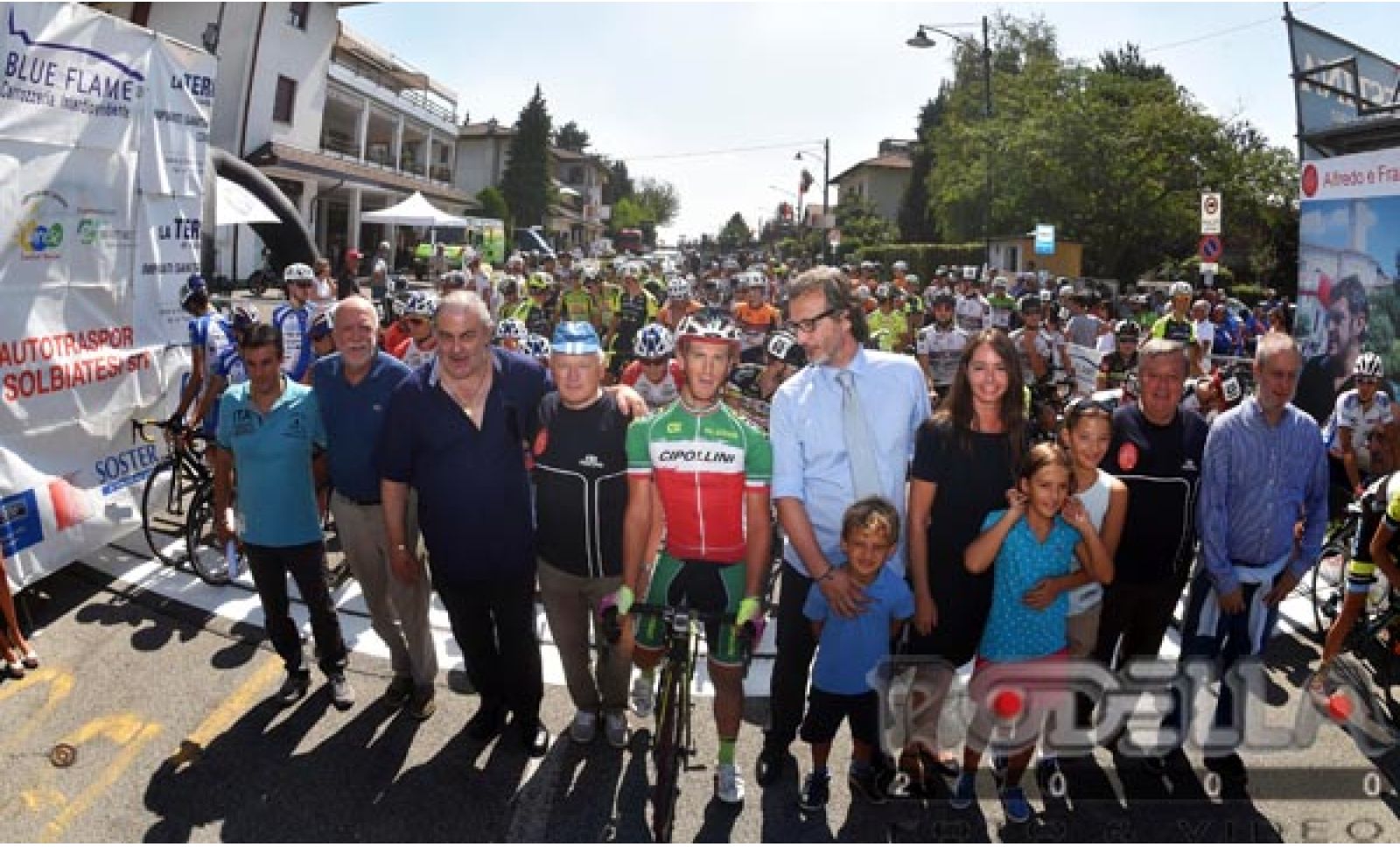 GP CARNAGHESE. Vittoria di Leo Basso a Carnago