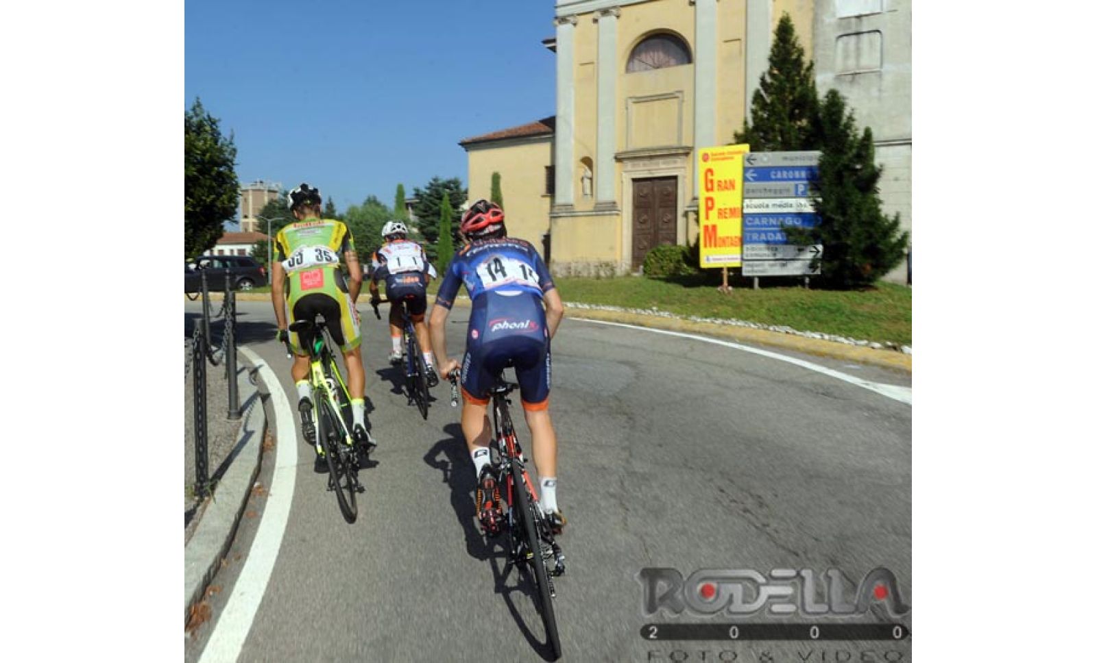 GP CARNAGHESE. Vittoria di Leo Basso a Carnago