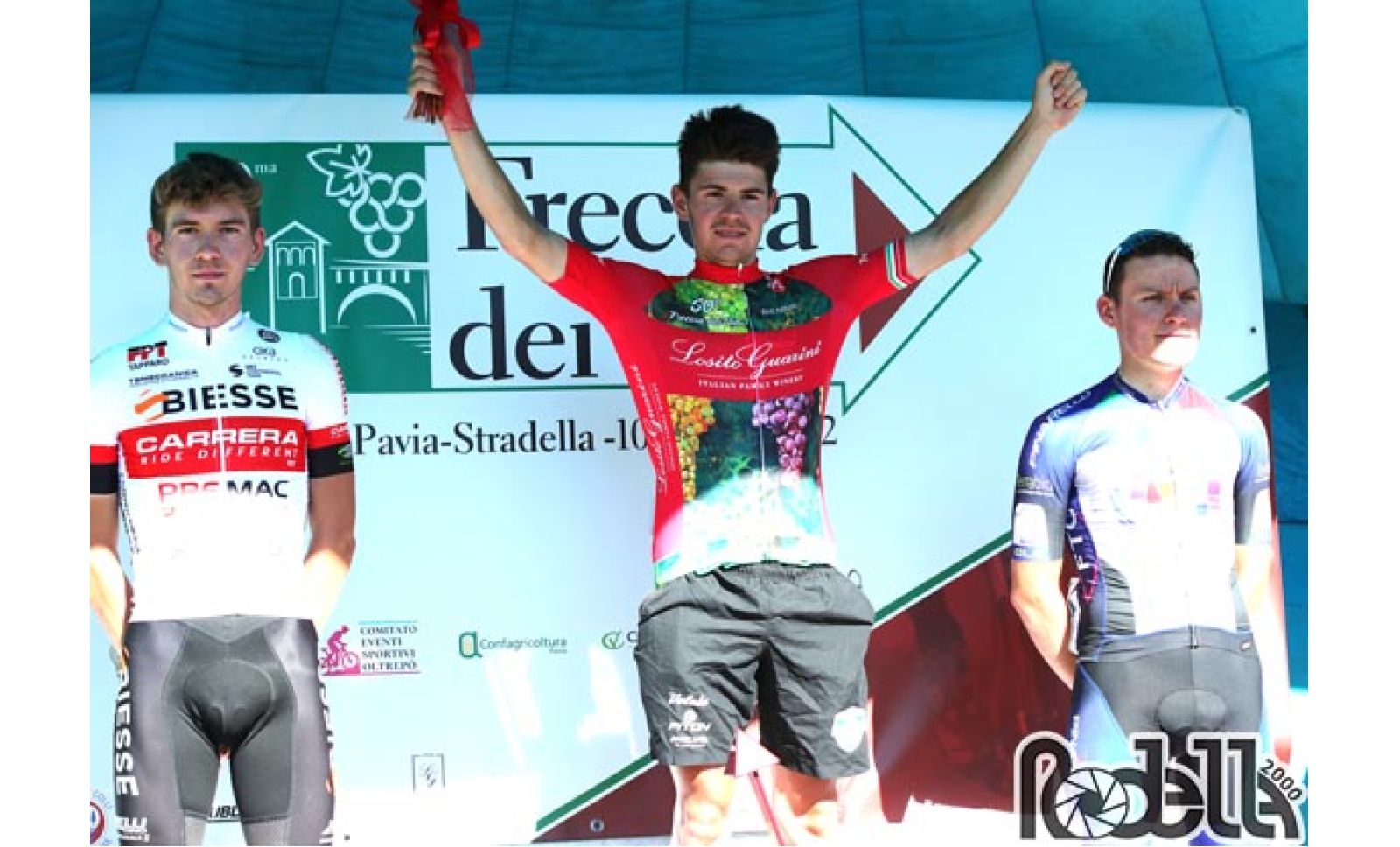 FRECCIA DEI VINI. SHOW DI WALTER CALZONI E DELLA GALLINA ECOTEK ...