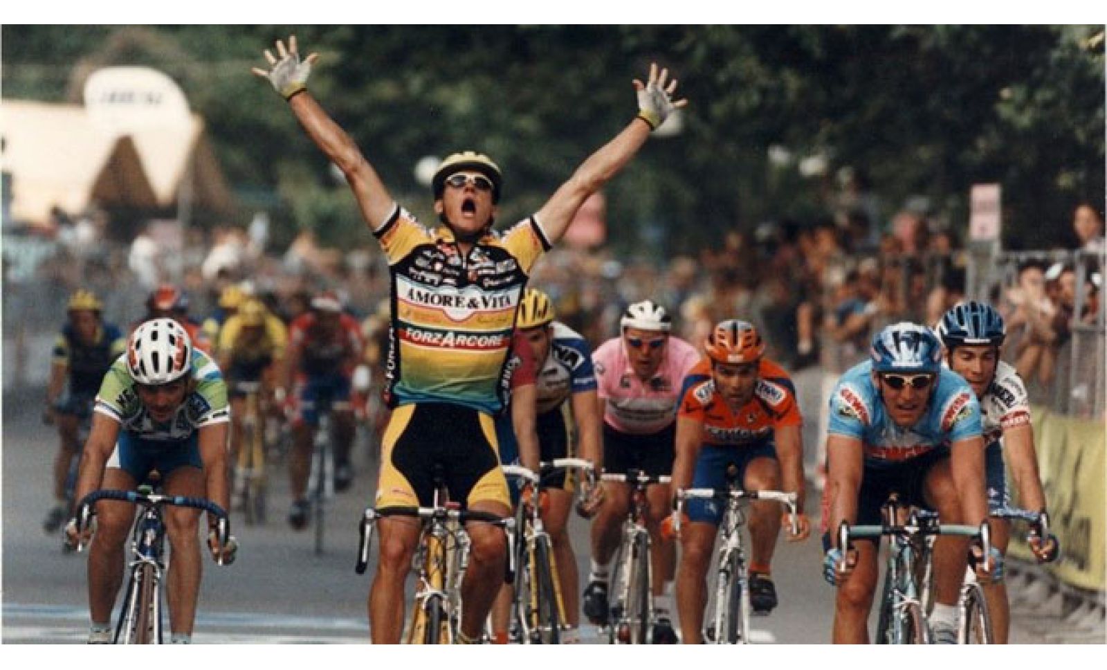 GLENN MAGNUSSON, FANINI E QUELLE VOLATE D'ORO AL GIRO DAVANTI A RE ...