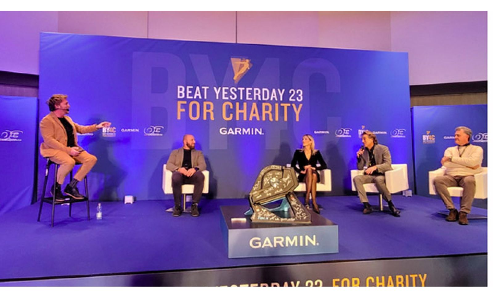 GARMIN BEAT YESTERDAY, DONATI 10MILA EURO A OBIETTIVO3 DI ZANARDI CON ...