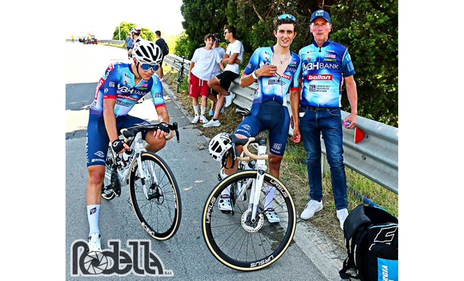 GP CITTA' DI EMPOLI. GARIBBO ESULTA DAVANTI A MASCIARELLI E PIERANTOZZI ...