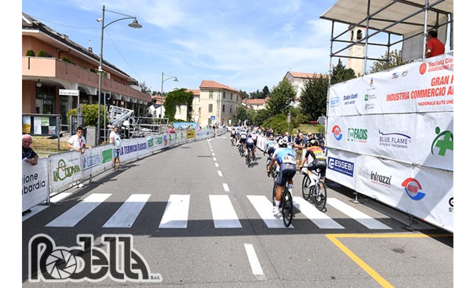 CARNAGO. ASSOLO DEL GALLESE WILLIAM HARDING, POI MARTIN PER UNA ...