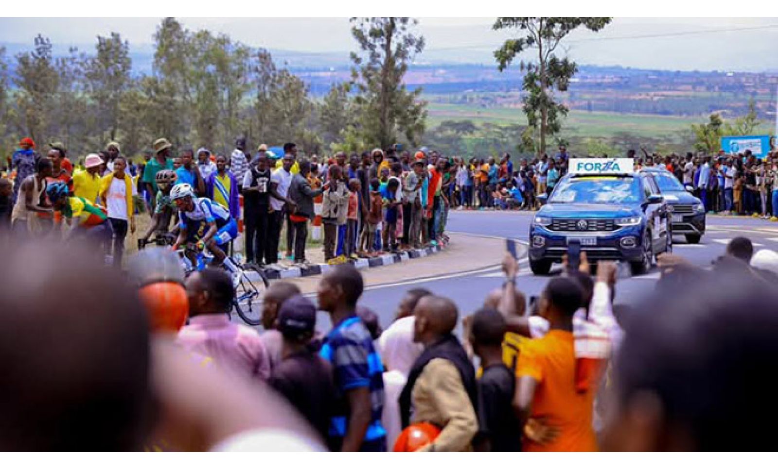 RAYS OF AFRICA. RWANDA, A COUNTRY ON THE ROAD TO APPLAUD THE TOUR. GALLERY
