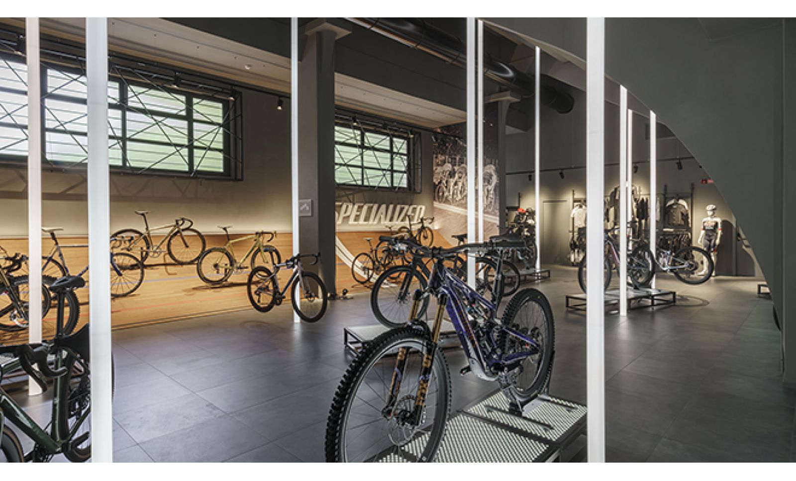 SPECIALIZED INAUGURA IL VIGO STORE ALL'INTERNO DEL VIGORELLI
